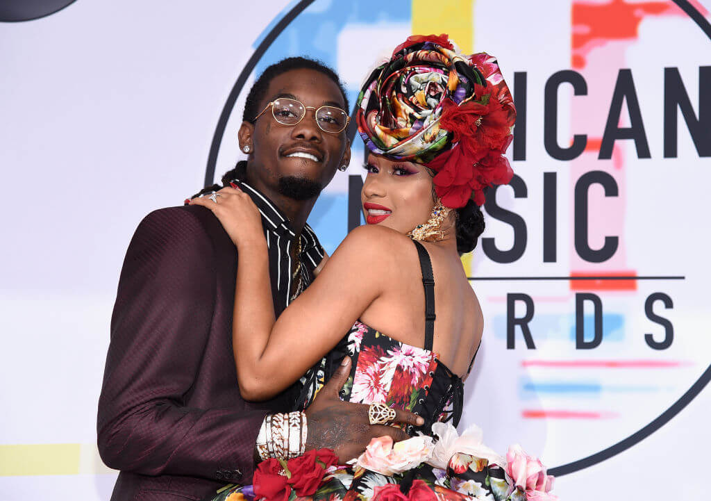 Cardi B Posts NSFW Pics With Offset Amid Akbar V. Beef Cardi B Posts NSFW Pics With Offset Amid Akbar V. Beef