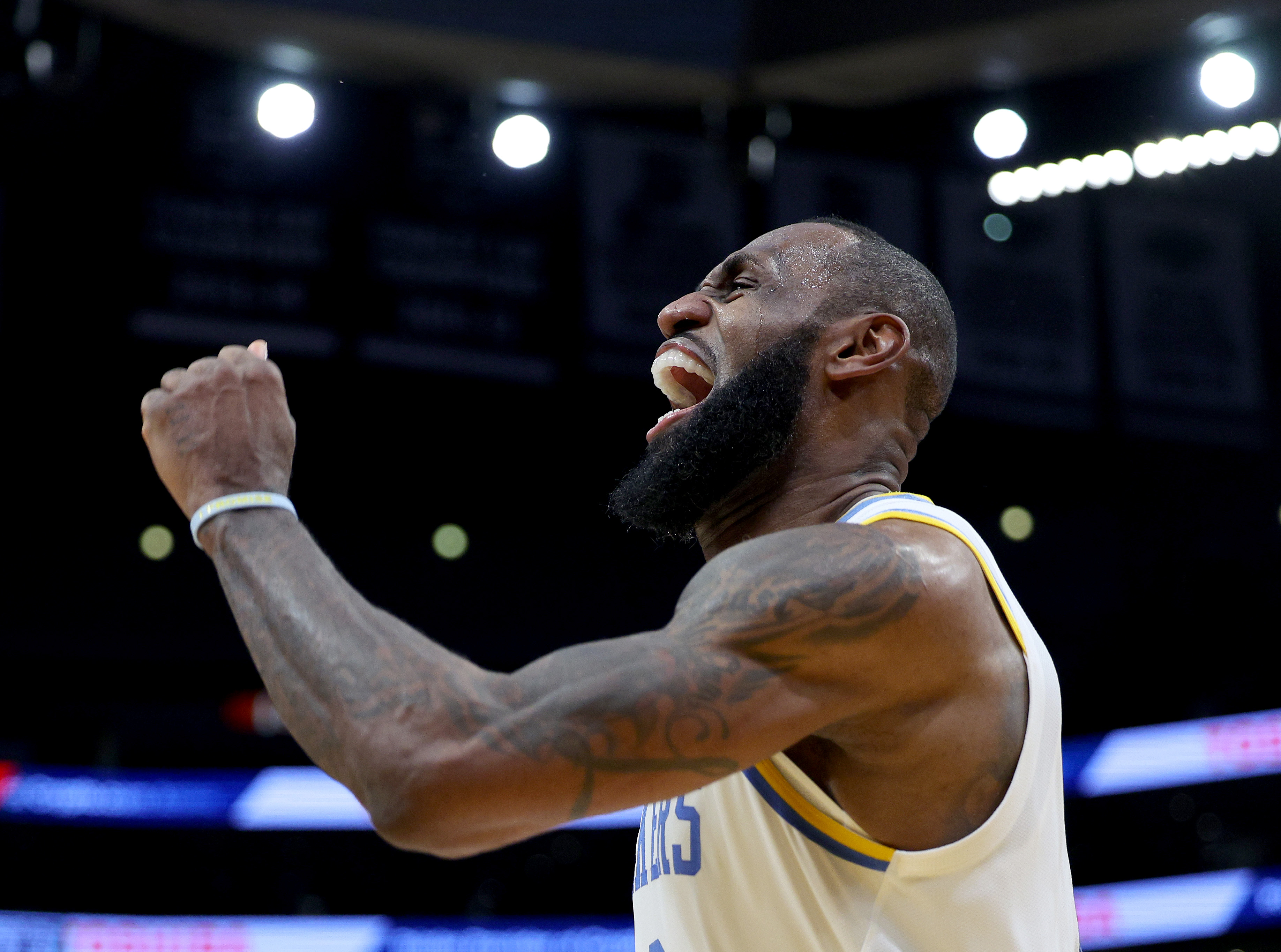 LeBron James Gets Incredible Madden-Themed Birthday Gift