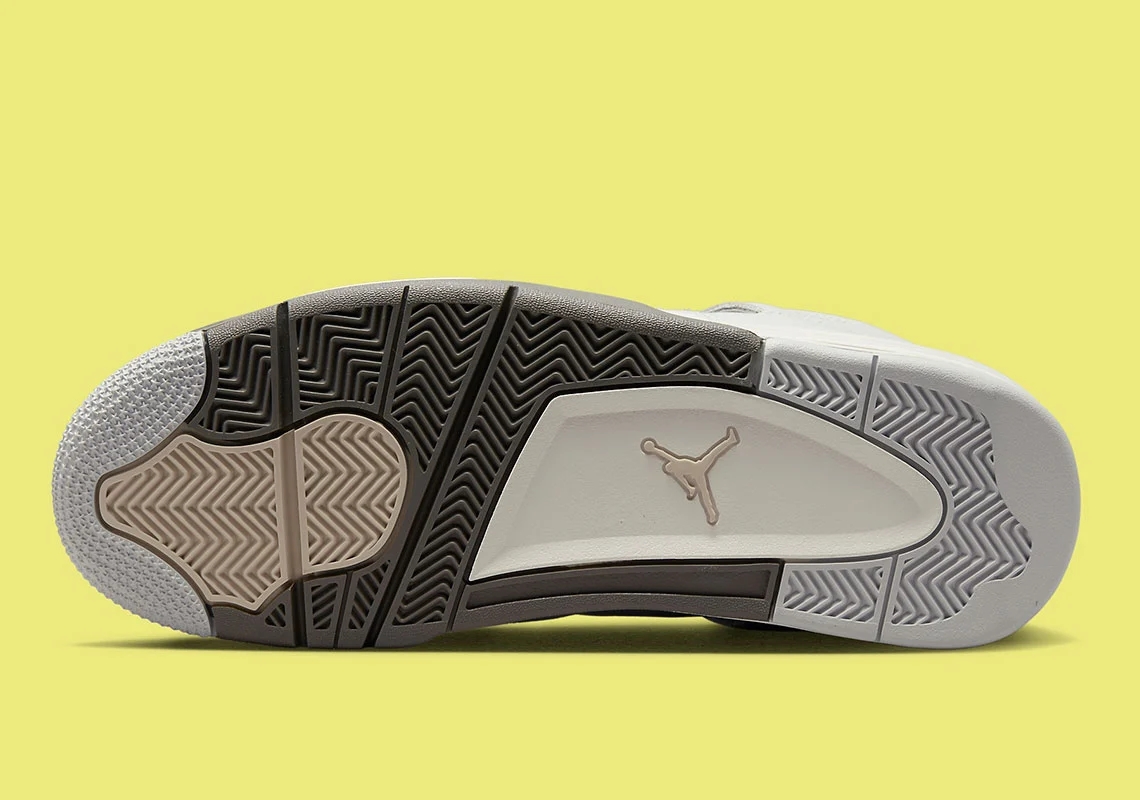 Air Jordan 4 "Photon Dust" Unveiled
