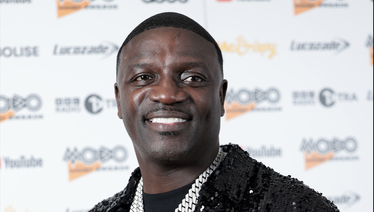 Akon Clowned For His Hair Piece