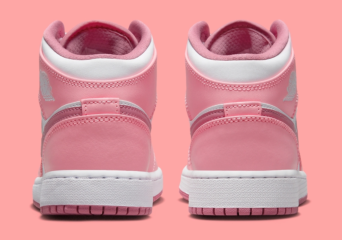 Air Jordan 1 Mid Goes Pink For Valentine s Day Air Jordan 1 Mid Goes Pink For Valentine s Day