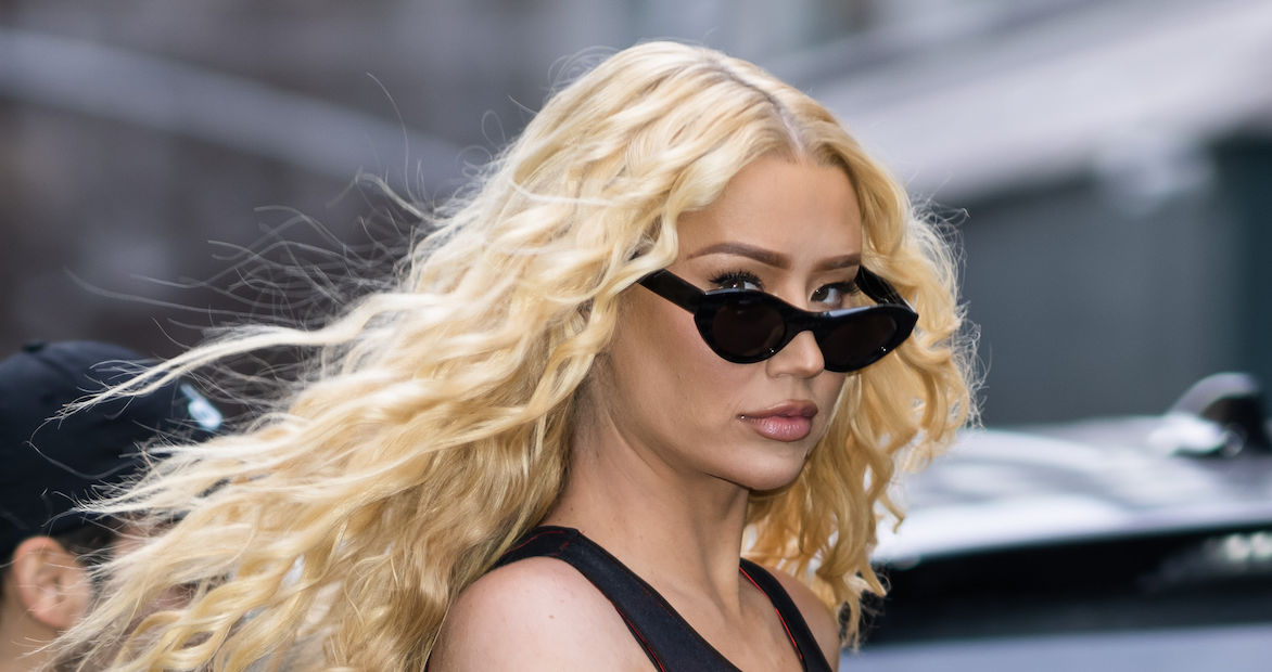 Iggy Azalea Is A Skater Girl In New Onlyfans Promotion Thirst Trap