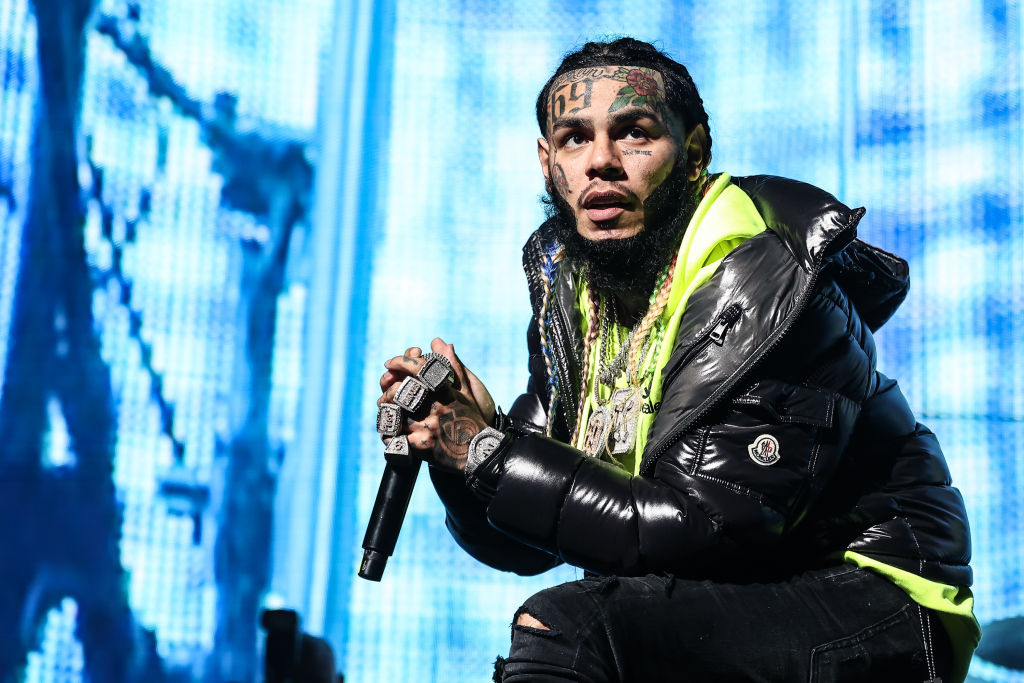 Mural In Mexico City Honors 6ix9ine