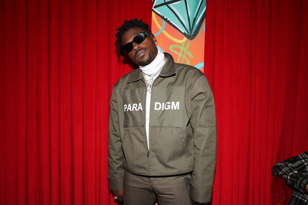 Antonio Brown Again Promises To Play For Arena Football Team