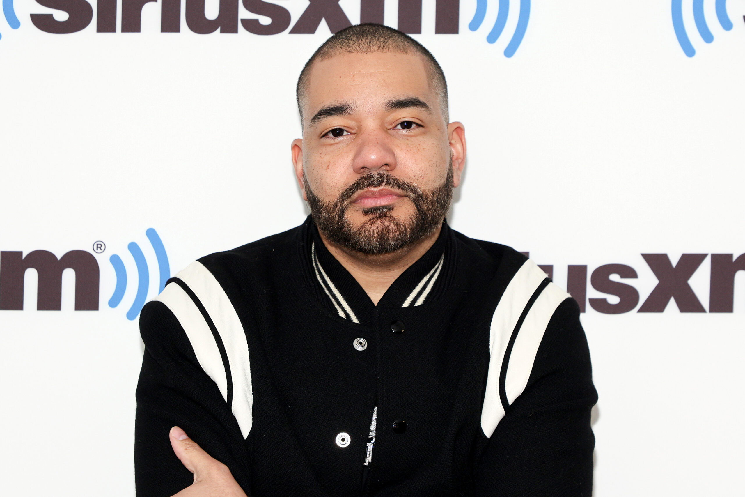 DJ Envy Praises Jamie Foxx For Staying Off Social Media Amid Health ...