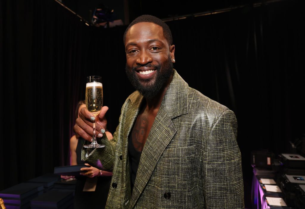 Dwyane Wade Joins Ownership Of WNBA s Chicago Sky dwyane-wade-joins-ownership-of-wnba-s-chicago-sky