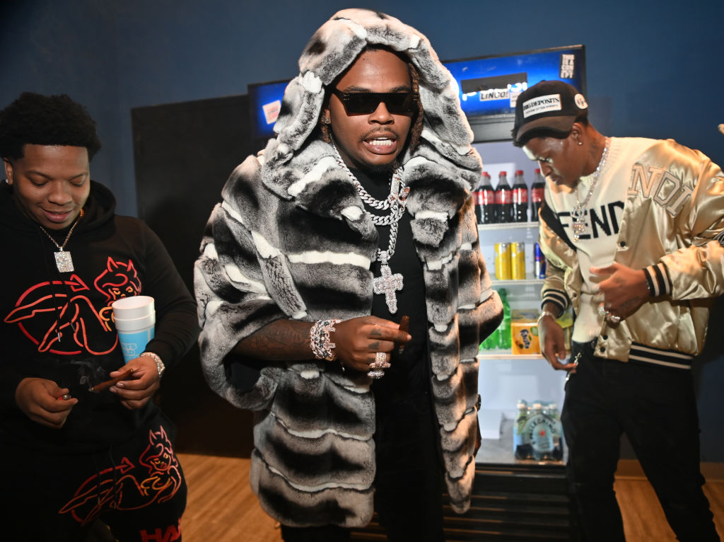 Gunna Shares Short "Cash S*it" Music Video