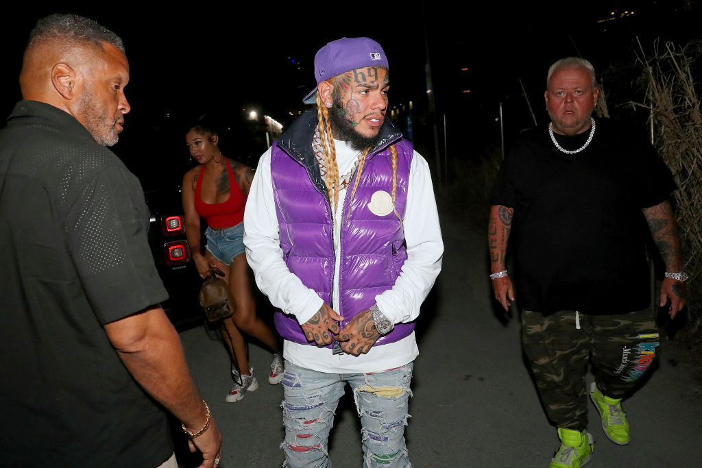 6ix9ine Officially Has To Pay 6-Figure Credit Card Debt