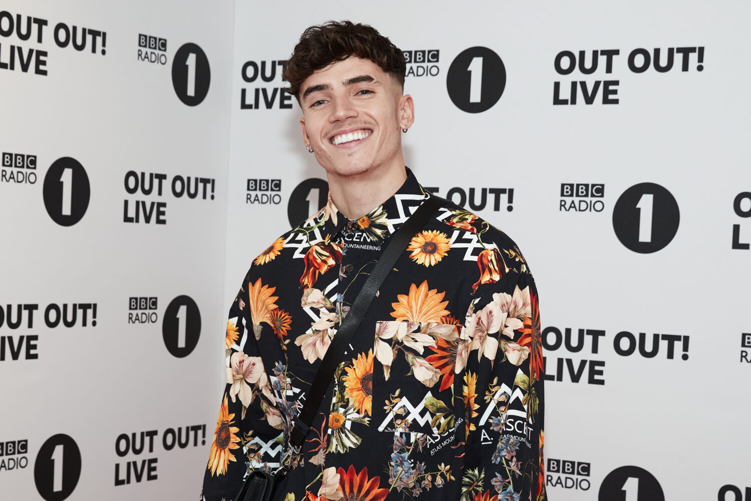 Cam Holmes Net Worth 2023: What Is The "Too Hot To Handle" Star Worth?