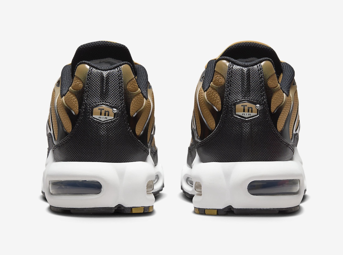 Nike Air Max Plus "Golden Harvest" Officially Revealed
