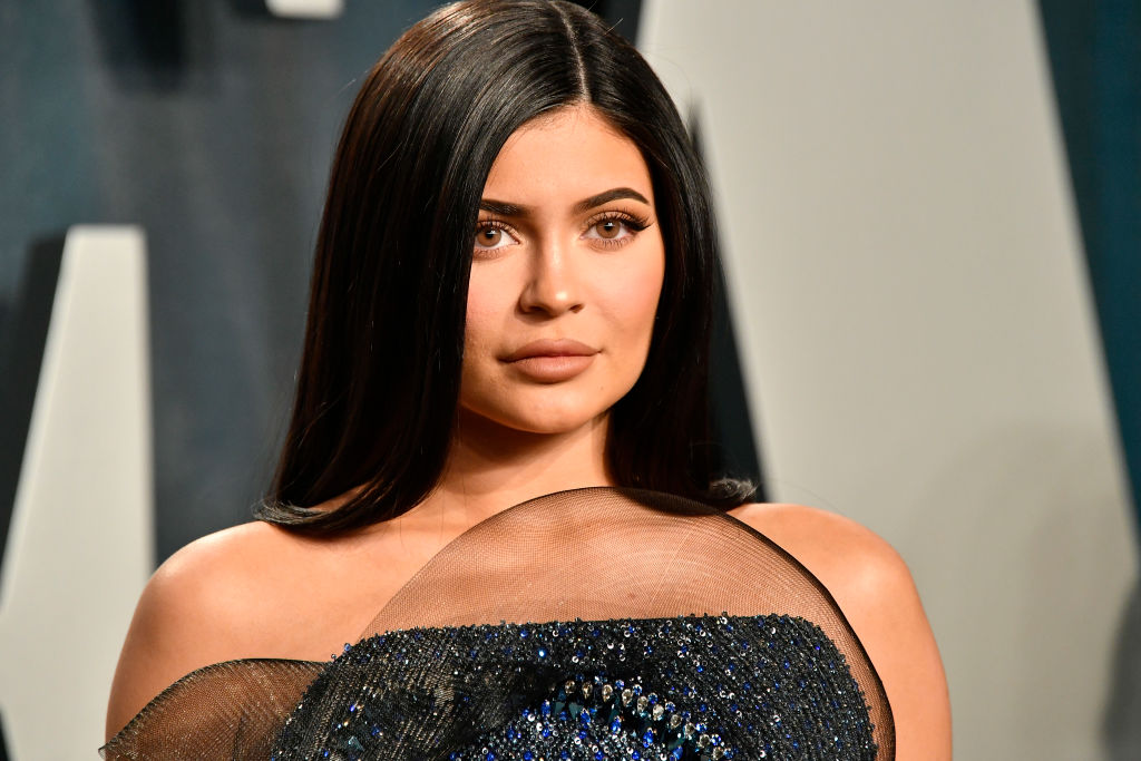 Kylie Jenners Bikini Thirst Trap Results In 48k New Registered Voters