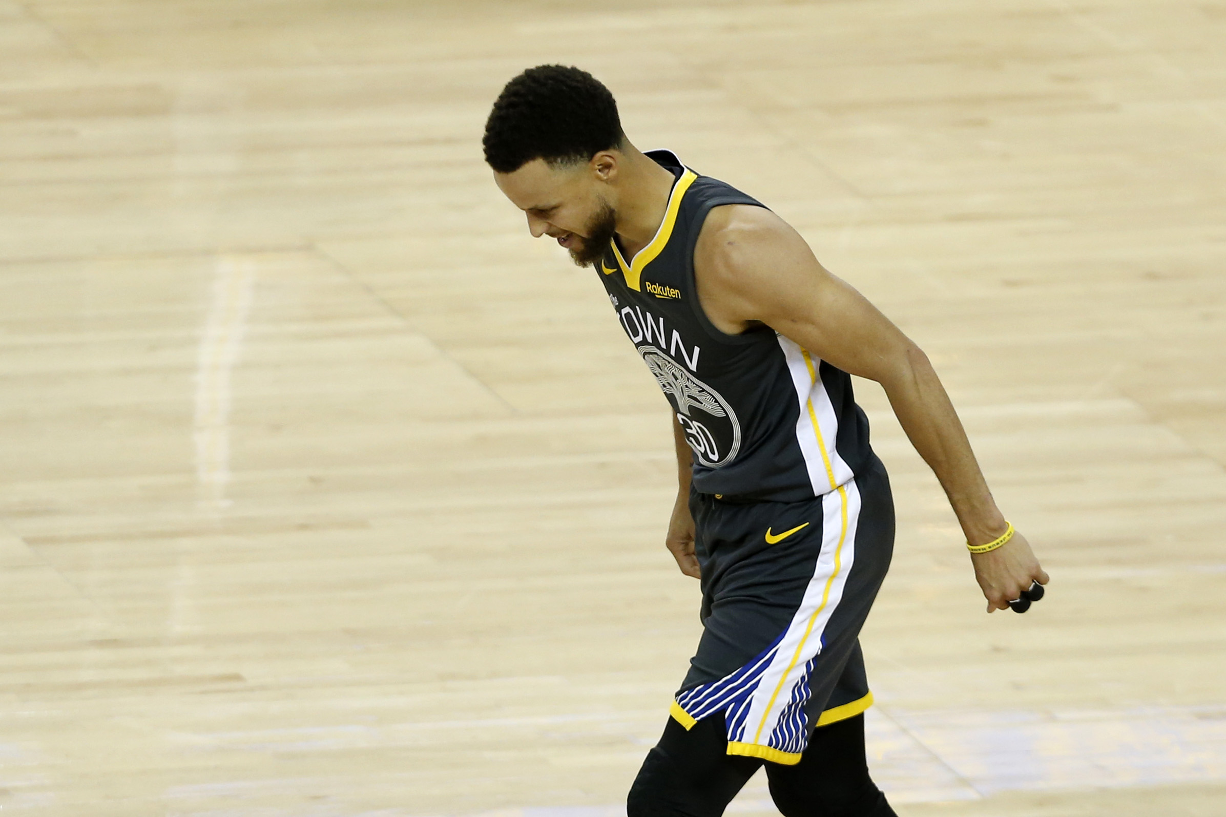 Steph Curry Breaks Down The Time He Hit A Three Over Kobe Bryant: Watch