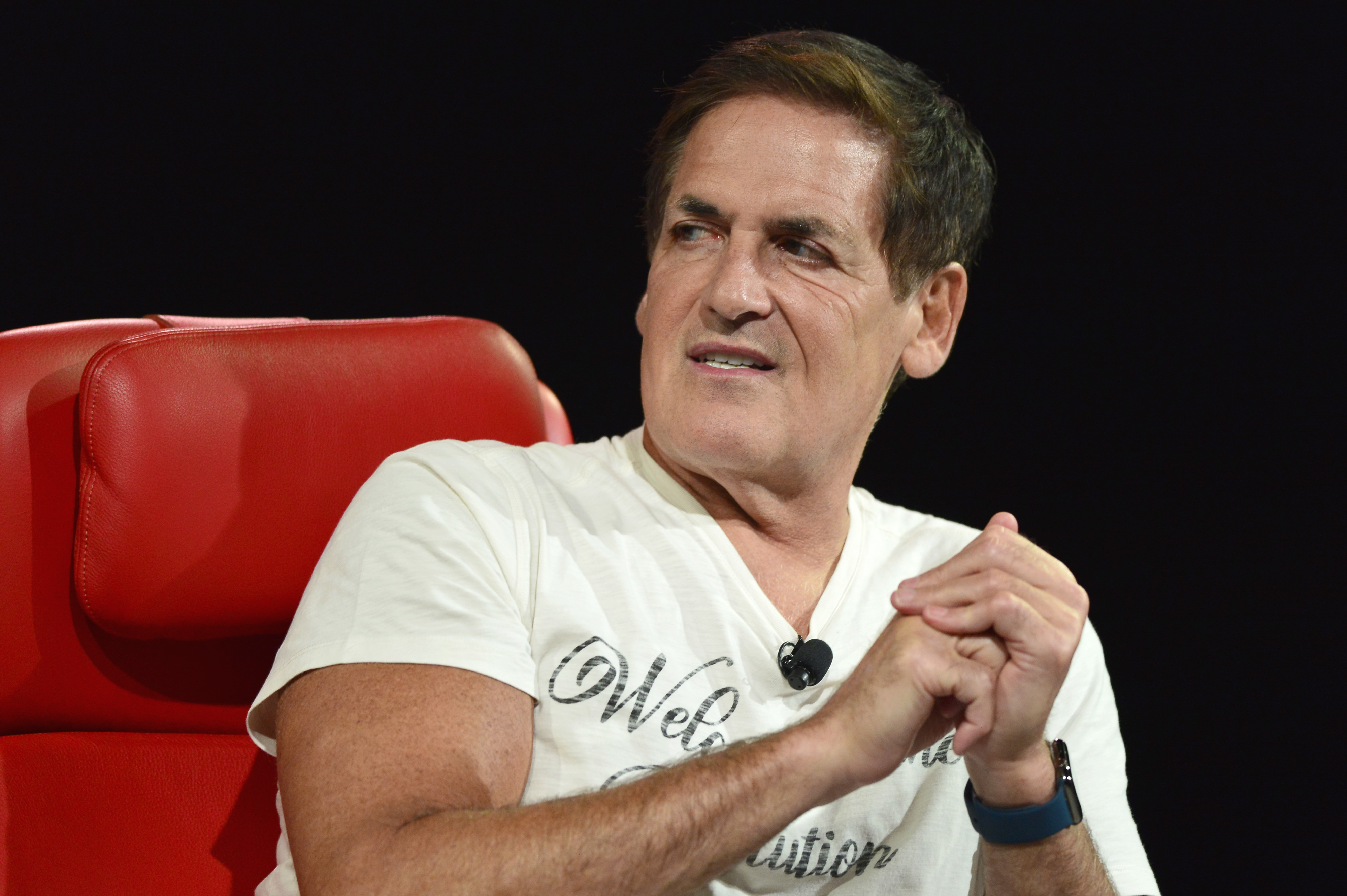 Mark Cuban Shows Off Impressive Basketball Skills: Watch