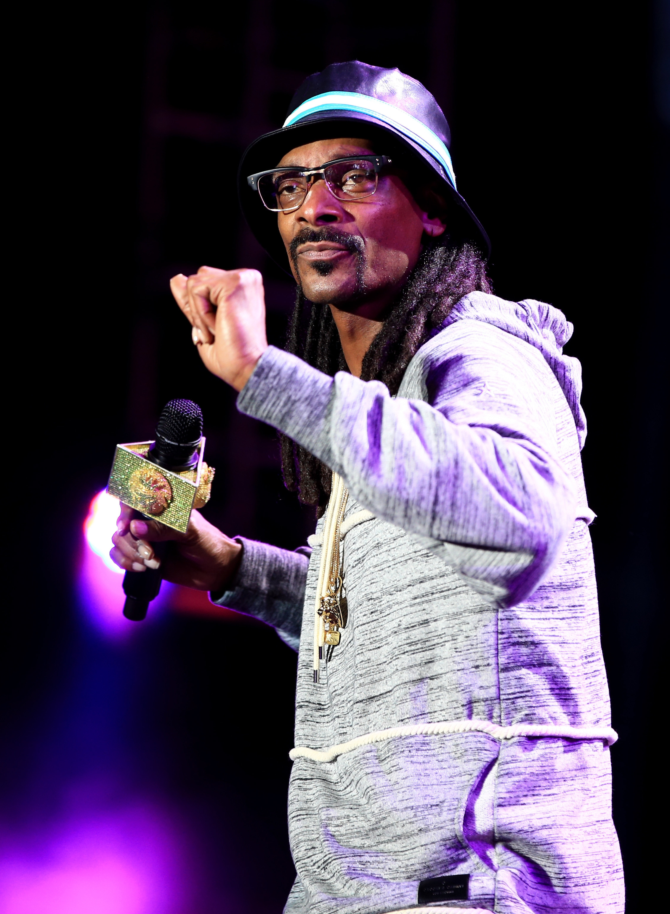 Snoop Dogg Delivers Inspirational Messages For German Retailer SNIPES