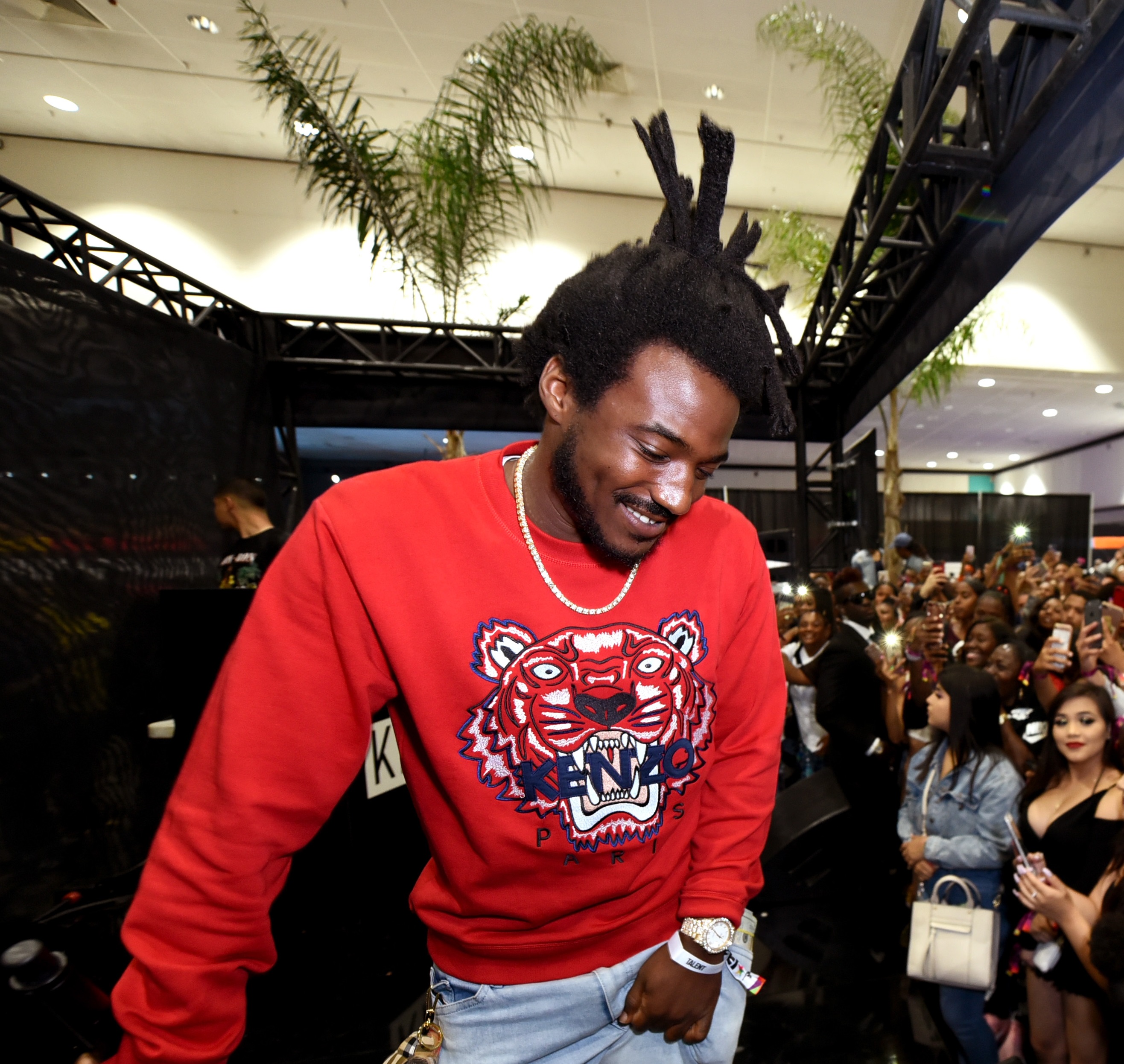 Mozzy, Ty Dolla $ign & YG Commemorate Tupac On "Thugz Mansion"
