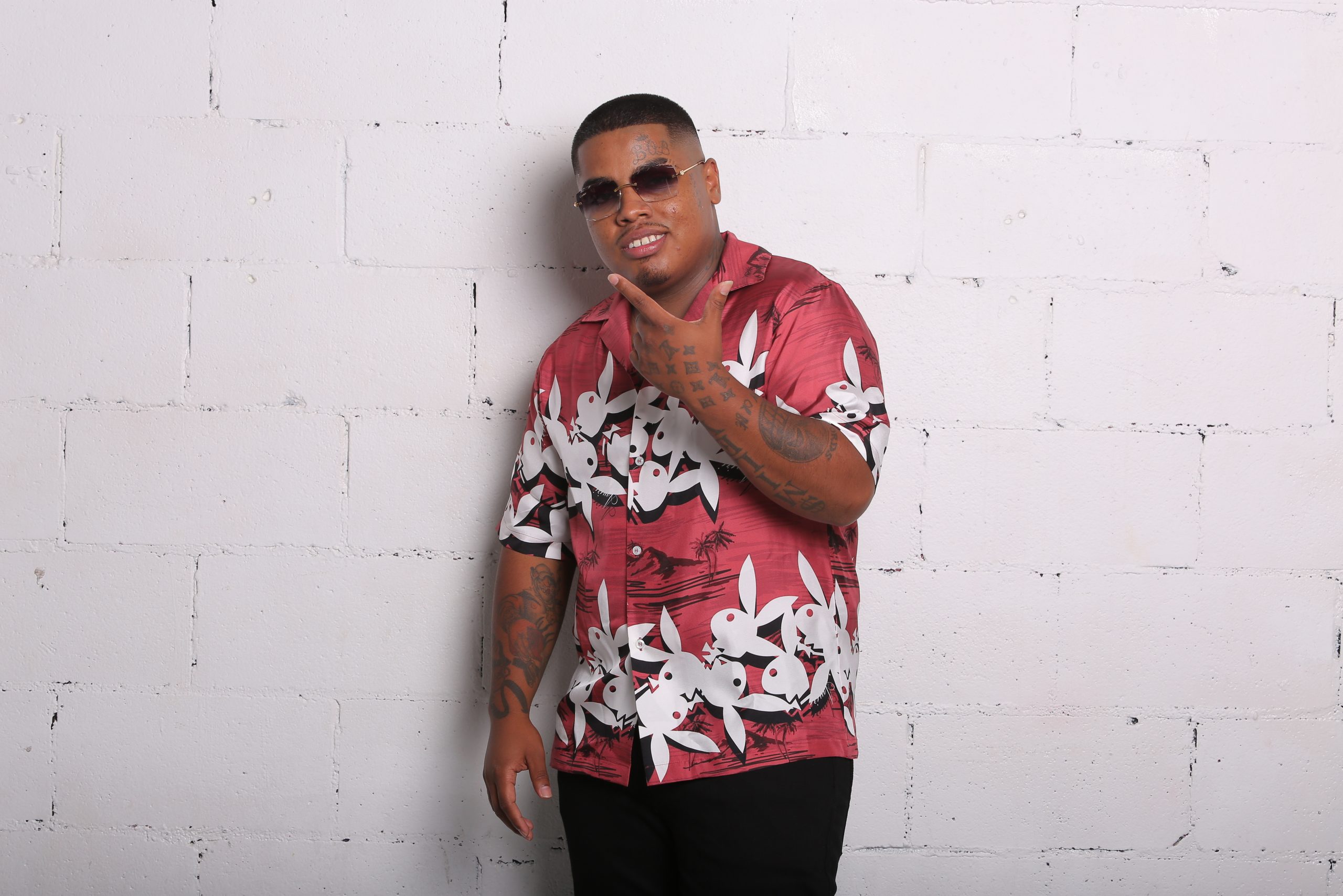 Smiley Reveals How Drake Boosted His Confidence On "Over The Top"