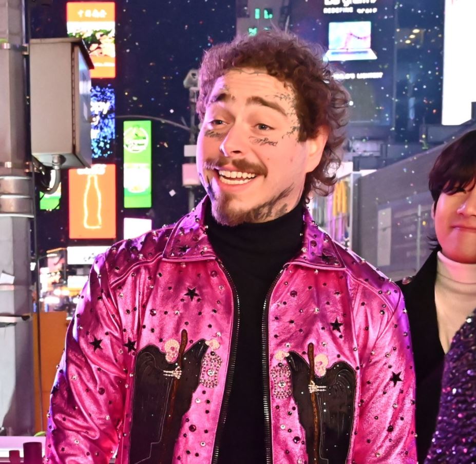 Post Malone Drops $1.6 Mill On New Teeth, Includes 12 Carat Diamond ...