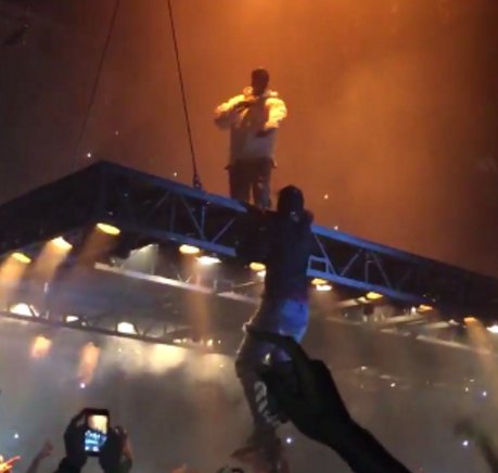Fan Attempts To Climb On Kanye West’s Floating Stage