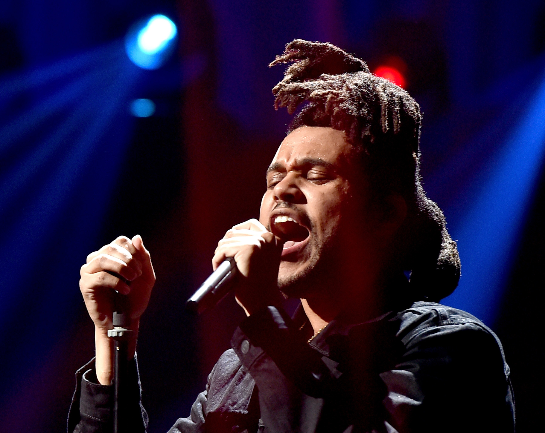 The Weeknd Announces New Album "STARBOY"