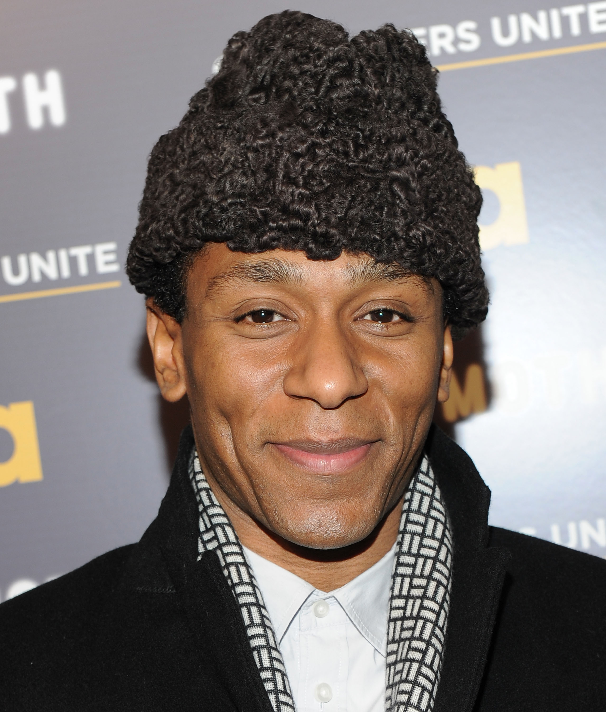 Yasiin Bey (aka Mos Def) Talks On "Top 40 Underdogs" & Black Star