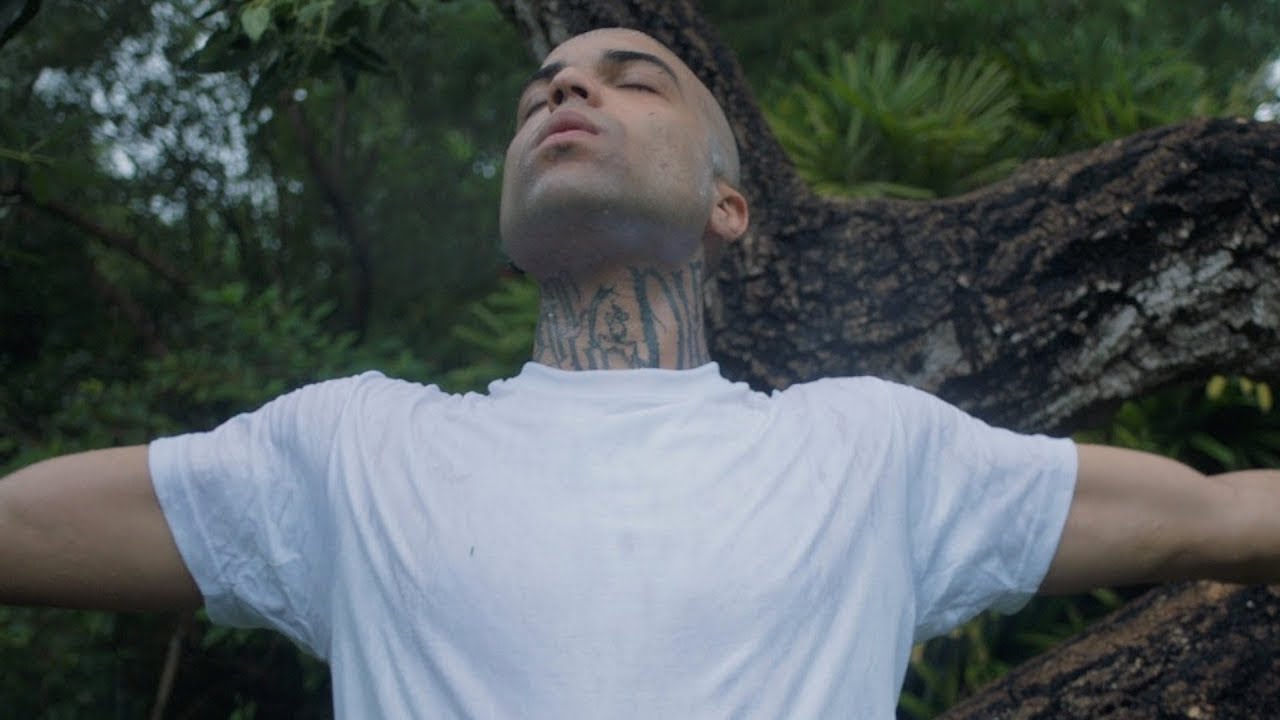 Craig Xen Shares "CRY BABY, CELL 17" Video