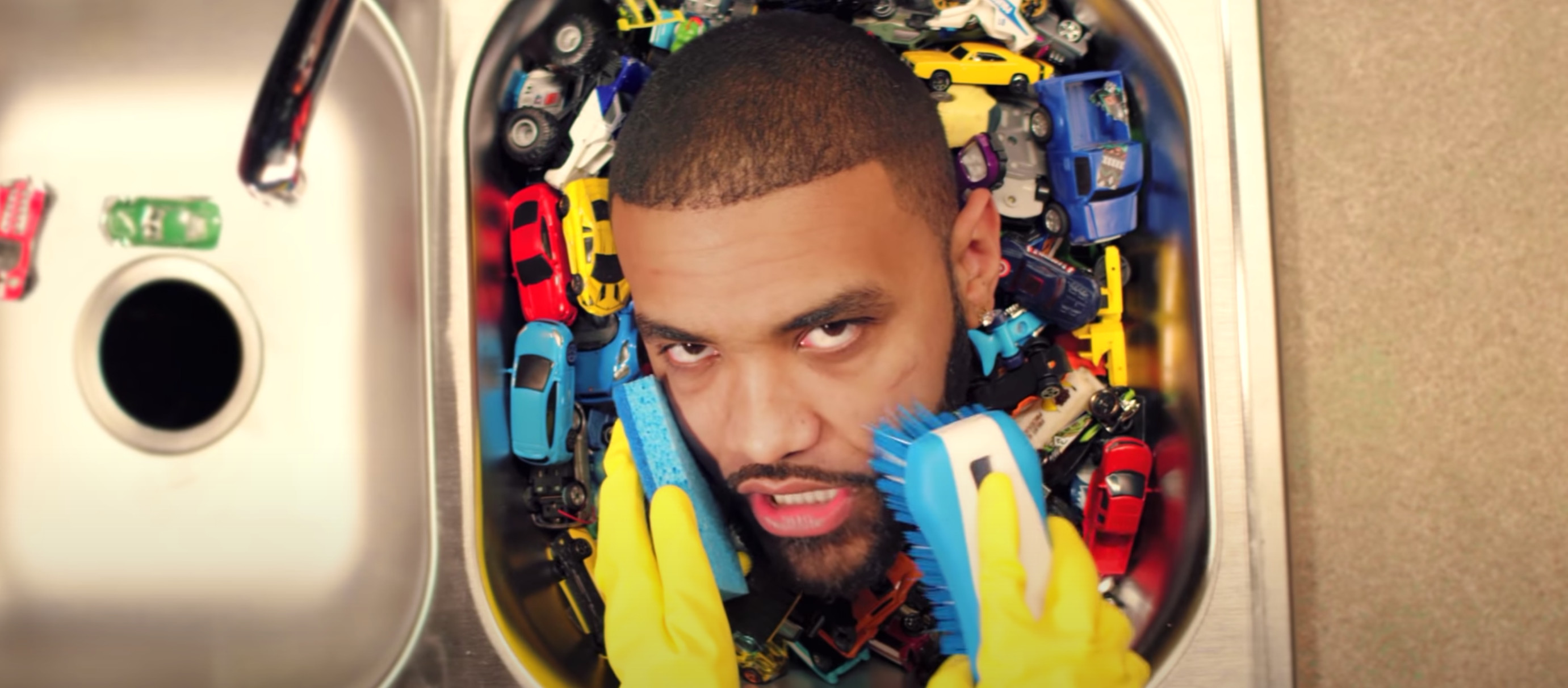 Joyner Lucas Stunts With Mark Wahlberg & Diddy In "Zim Zimma"
