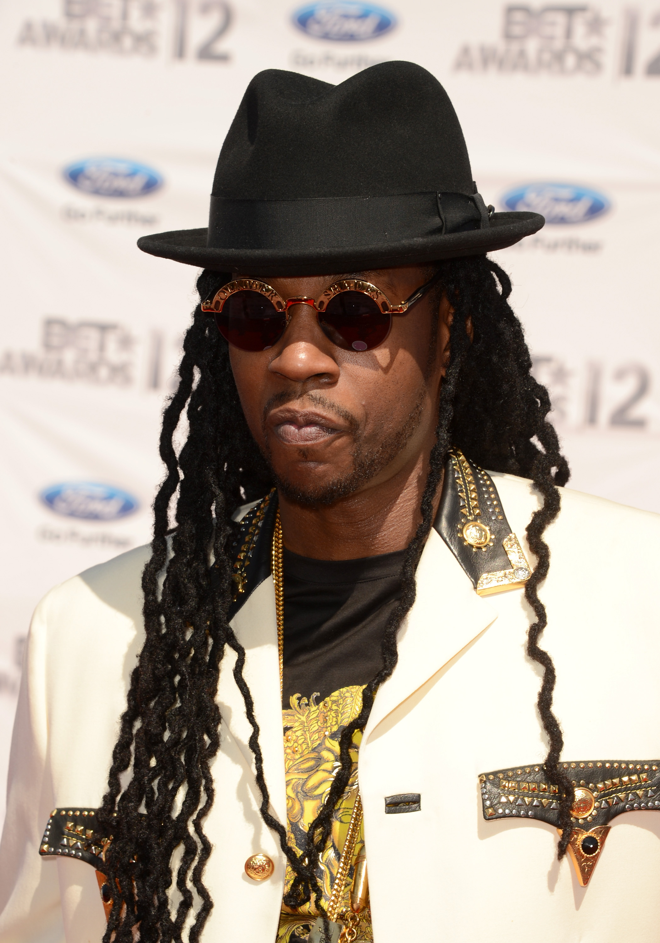 2 Chainz Talks On "Birthday Song," "I Luv Dem Strippers," & Rappers ...