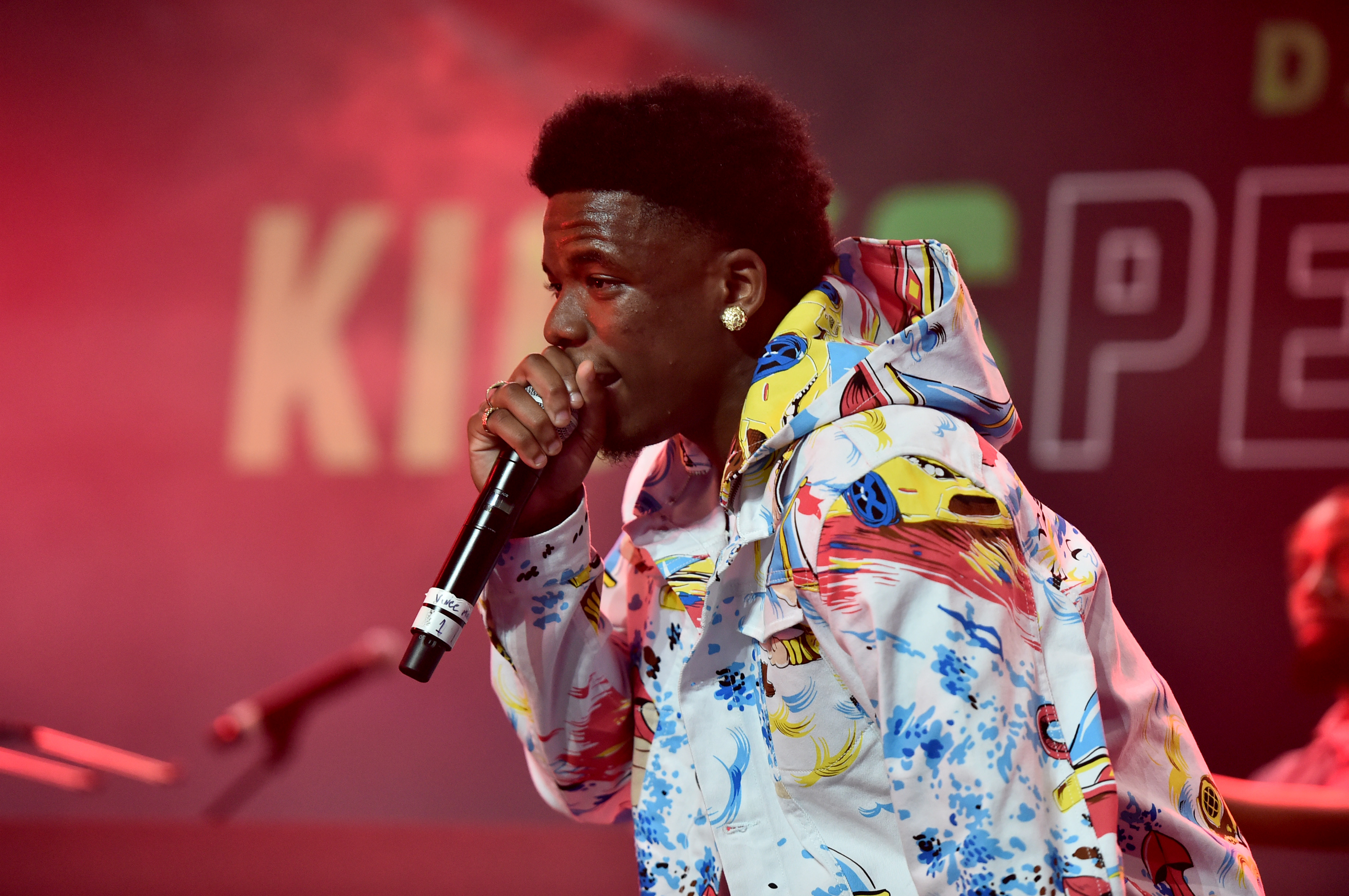 "Uno" Rapper Ambjaay Arrested For Free High School Concert