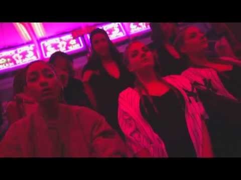 Mack Davis "Issues" Video