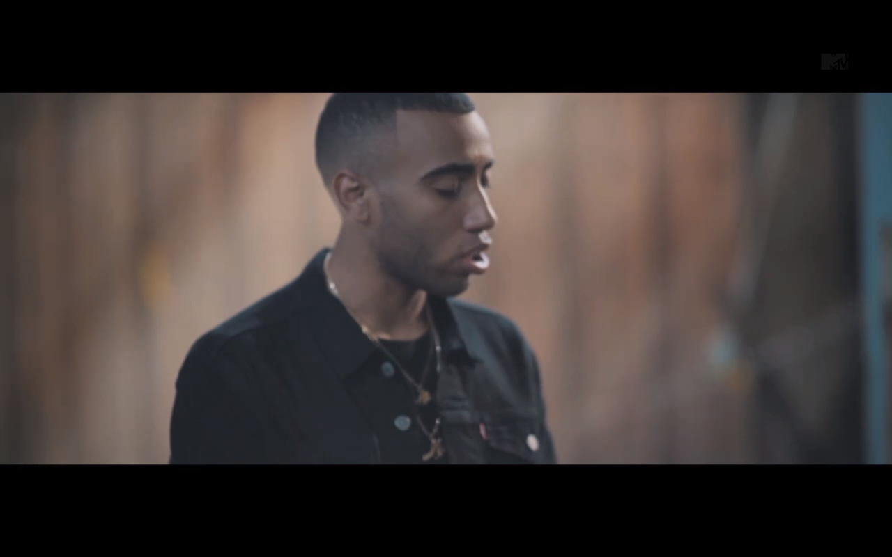 Bizzy Crook "Oath" Video