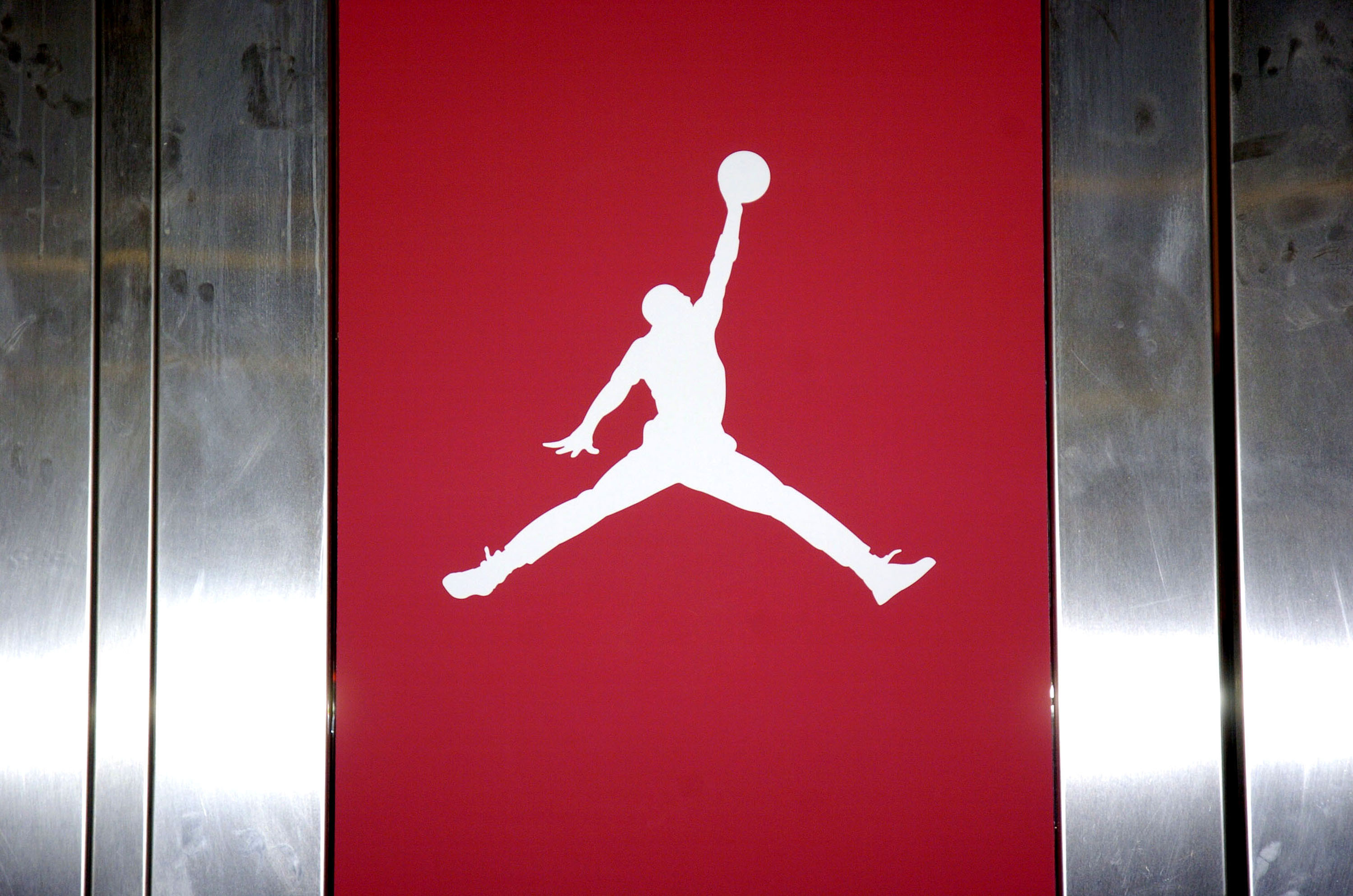 "White Cement" Air Jordan 5 Releasing In Sizes For The Whole Fam