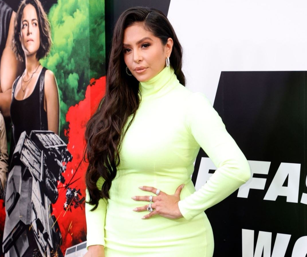 Vanessa Bryant And Mother Sofia Laine Reach Settlement In Lawsuit Report