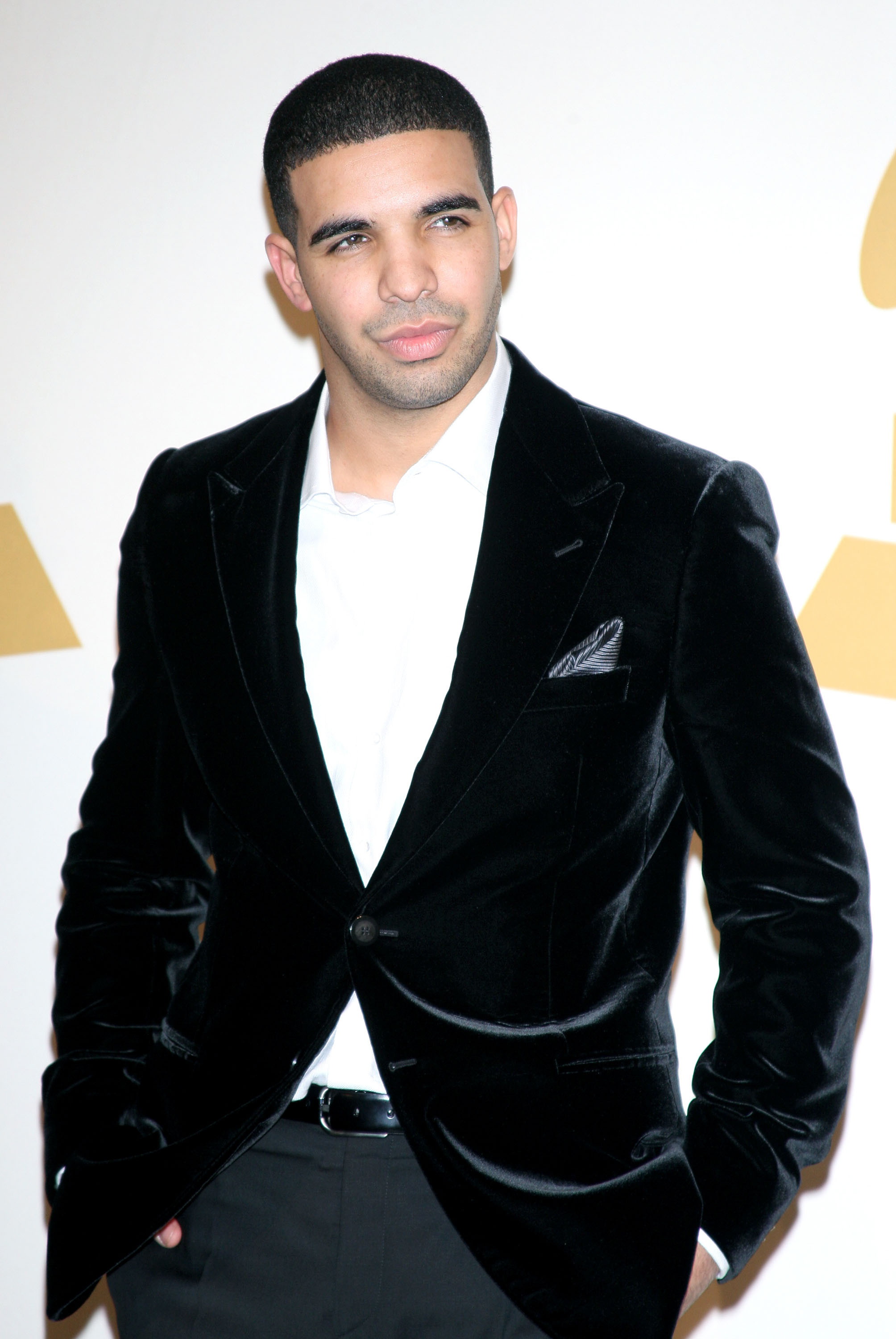 Drake Fancies Hollywood, "He's Not Gonna Be The Teen Heartthrob"