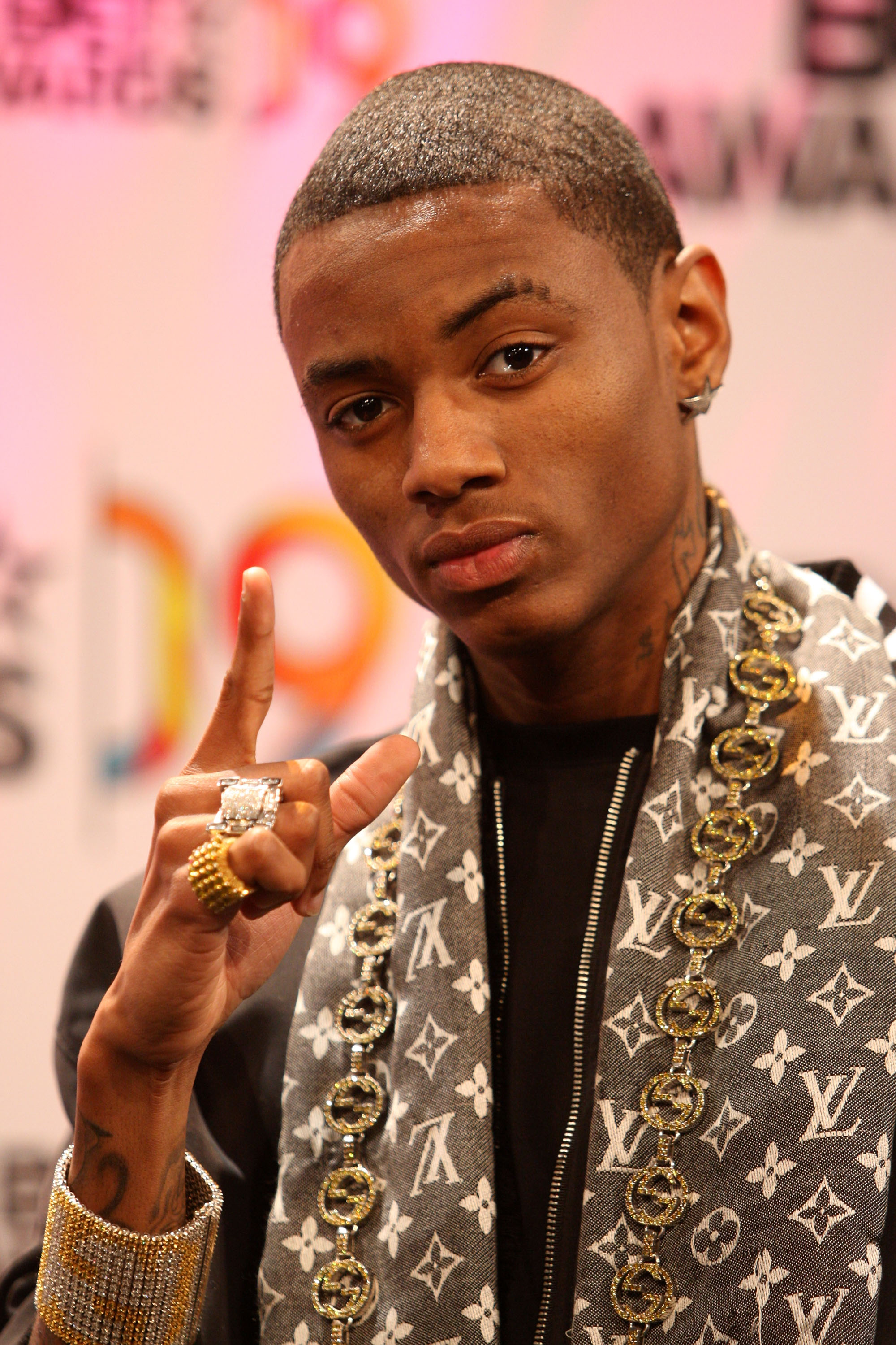 Soulja Boy Posts Photo Allegedly Wearing Quavo's Stolen Chain