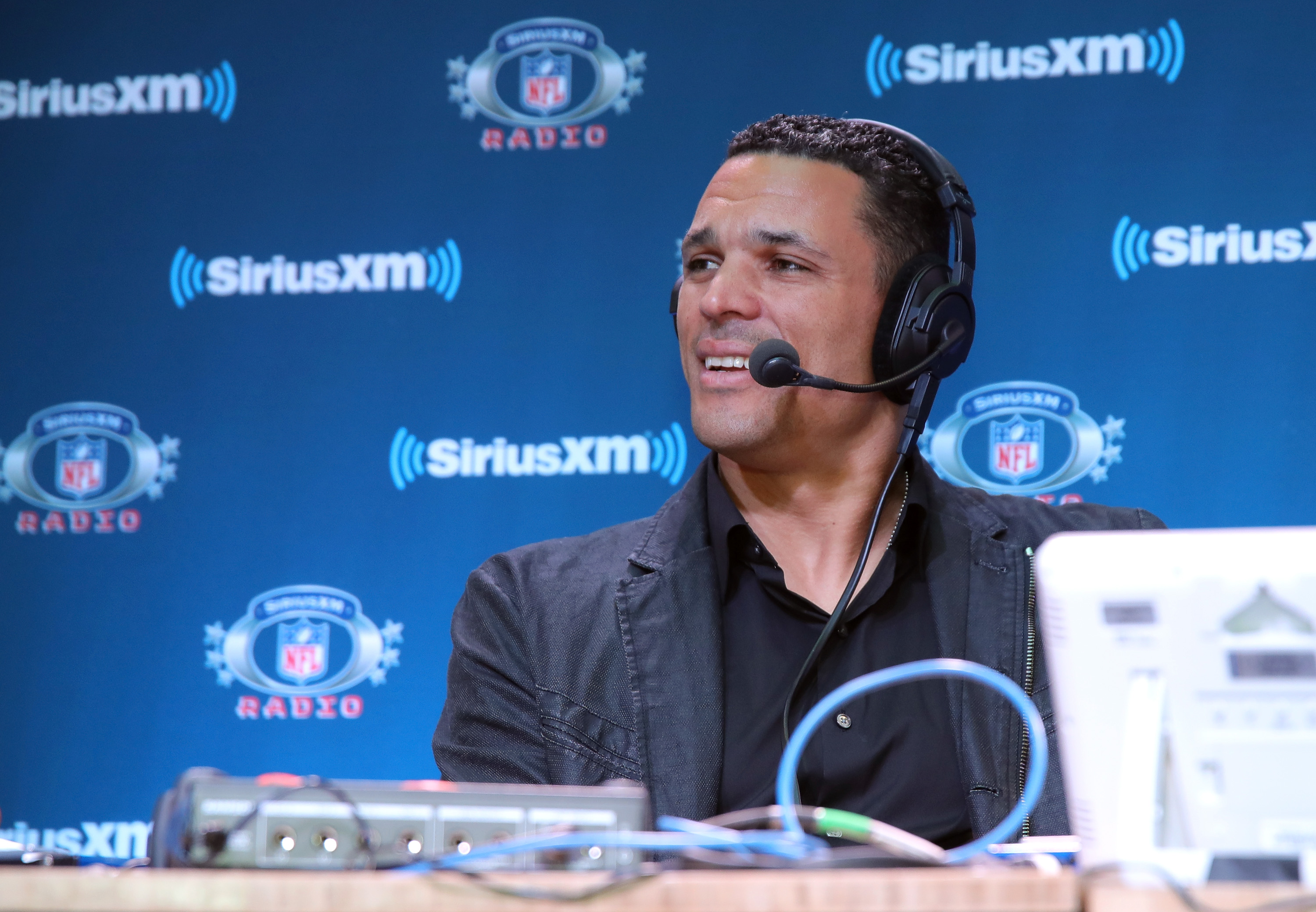 Tony Gonzalez Answers Whether Or Not Rob Gronkowski Is A Better TE