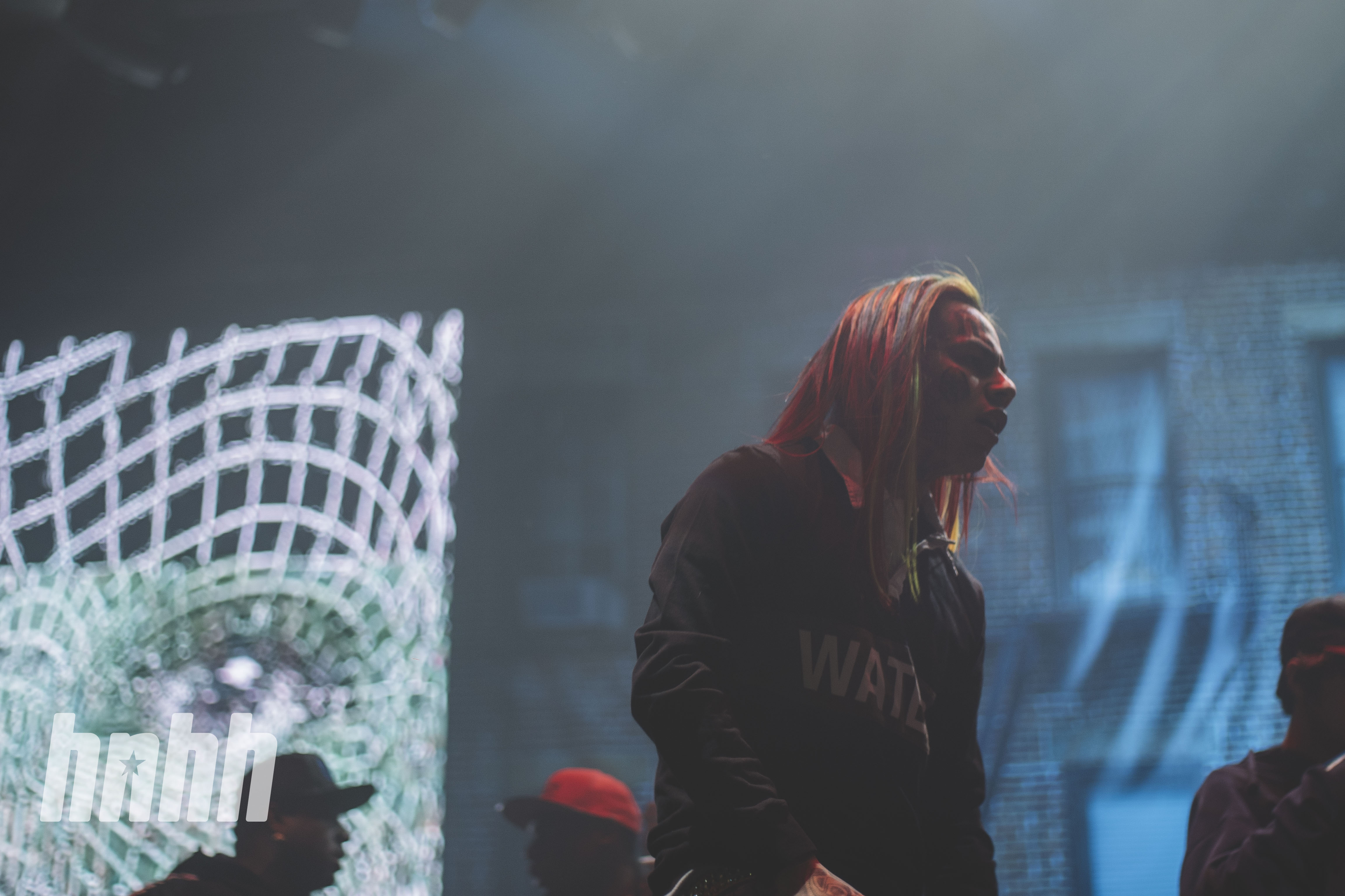 Tekashi 6ix9ine Performs "GUMMO" In His Underwear During European Tour