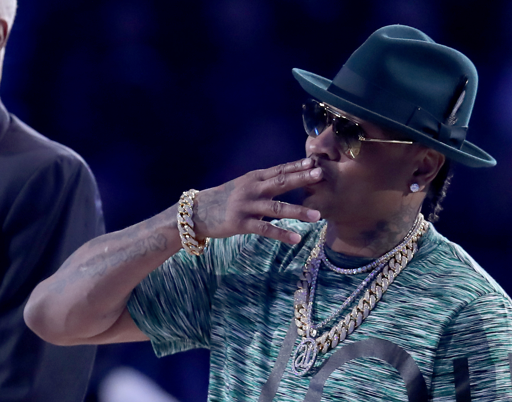 Allen Iverson Blesses 76ers Fans With Touching Speech: Watch