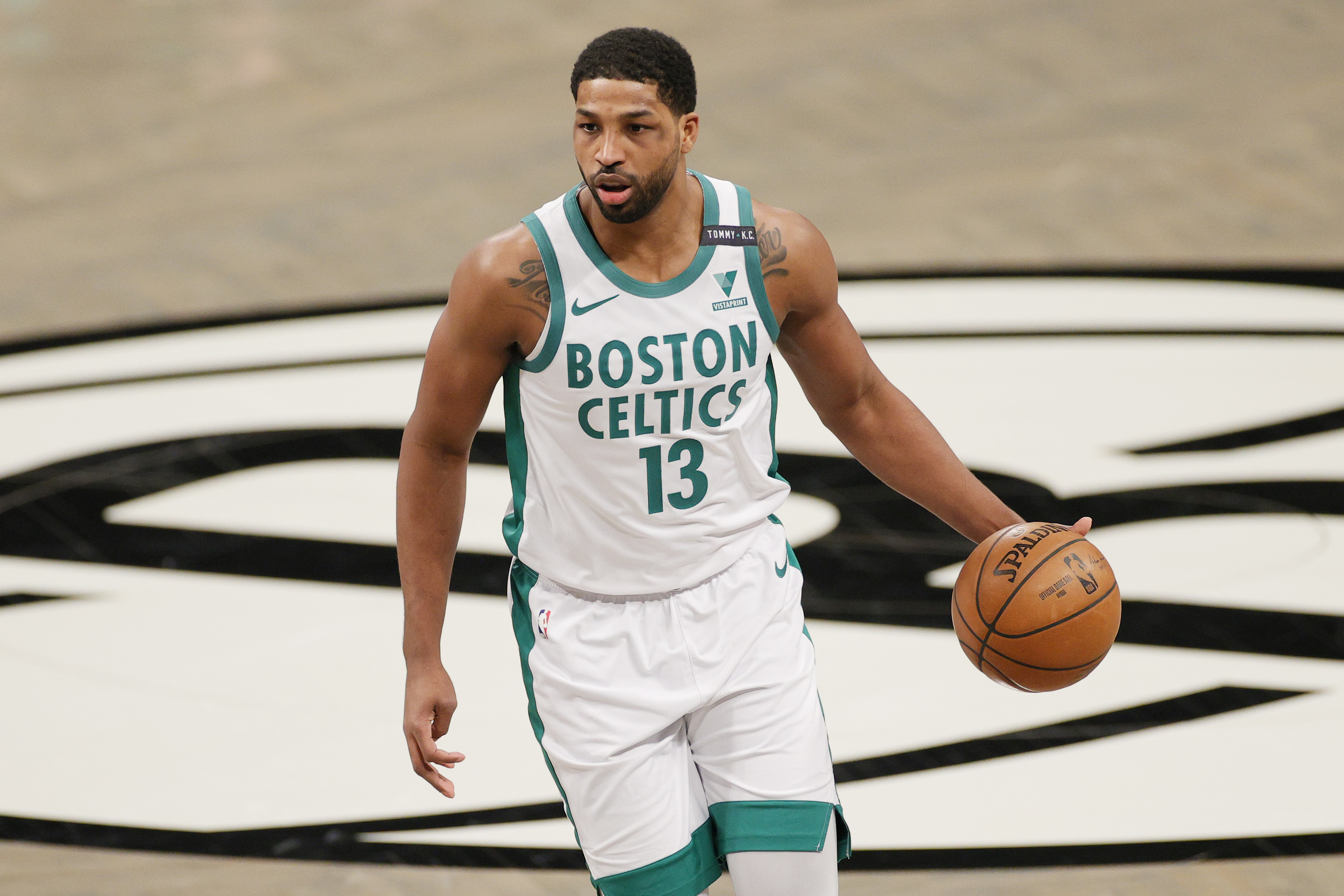 Tristan Thompson's Alleged Mistress Sydney Chase Hires Attorney Gloria ...