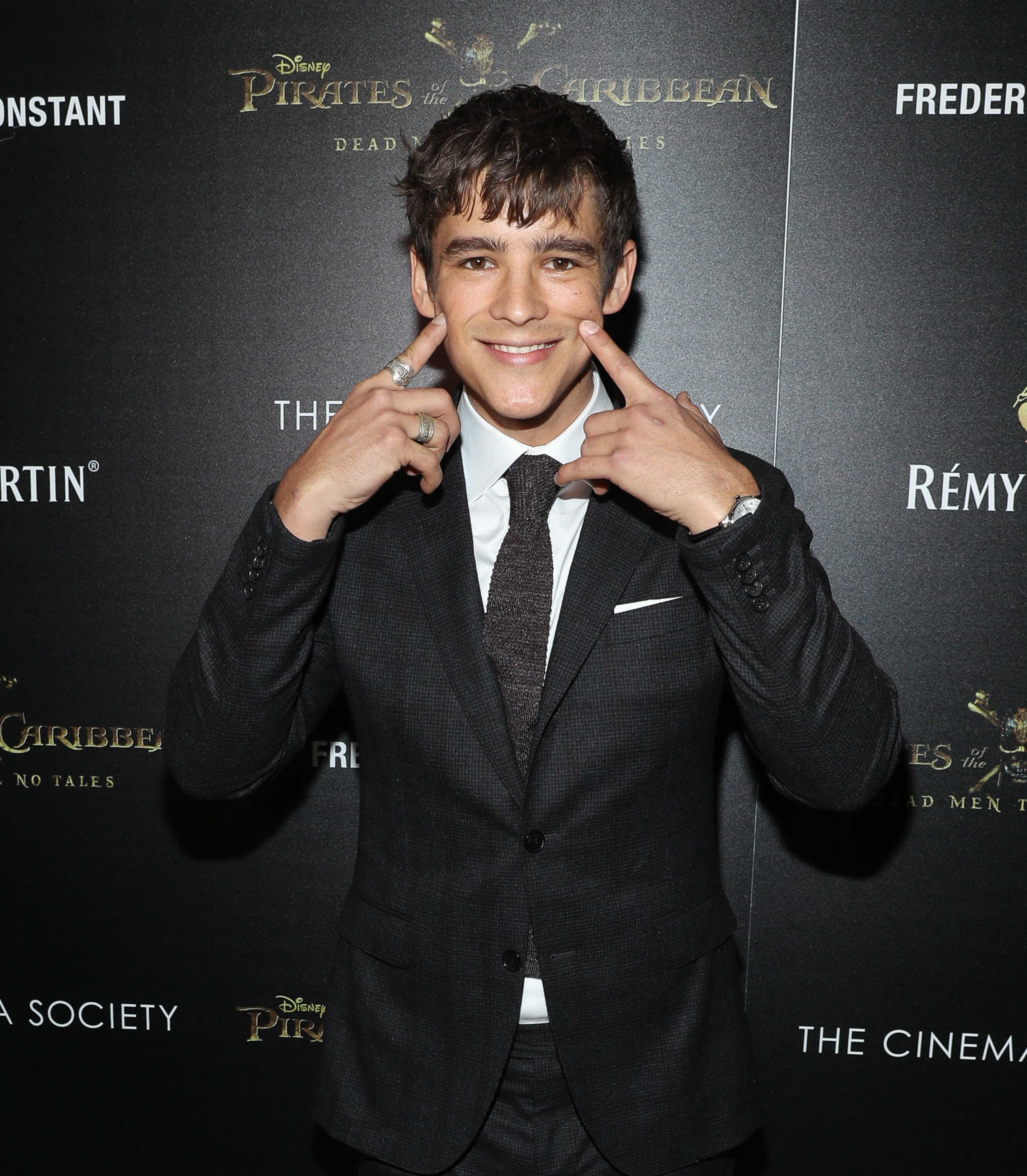 Robin Reveals Why He Left Gotham City & Batman In Latest "Titans" Trailer