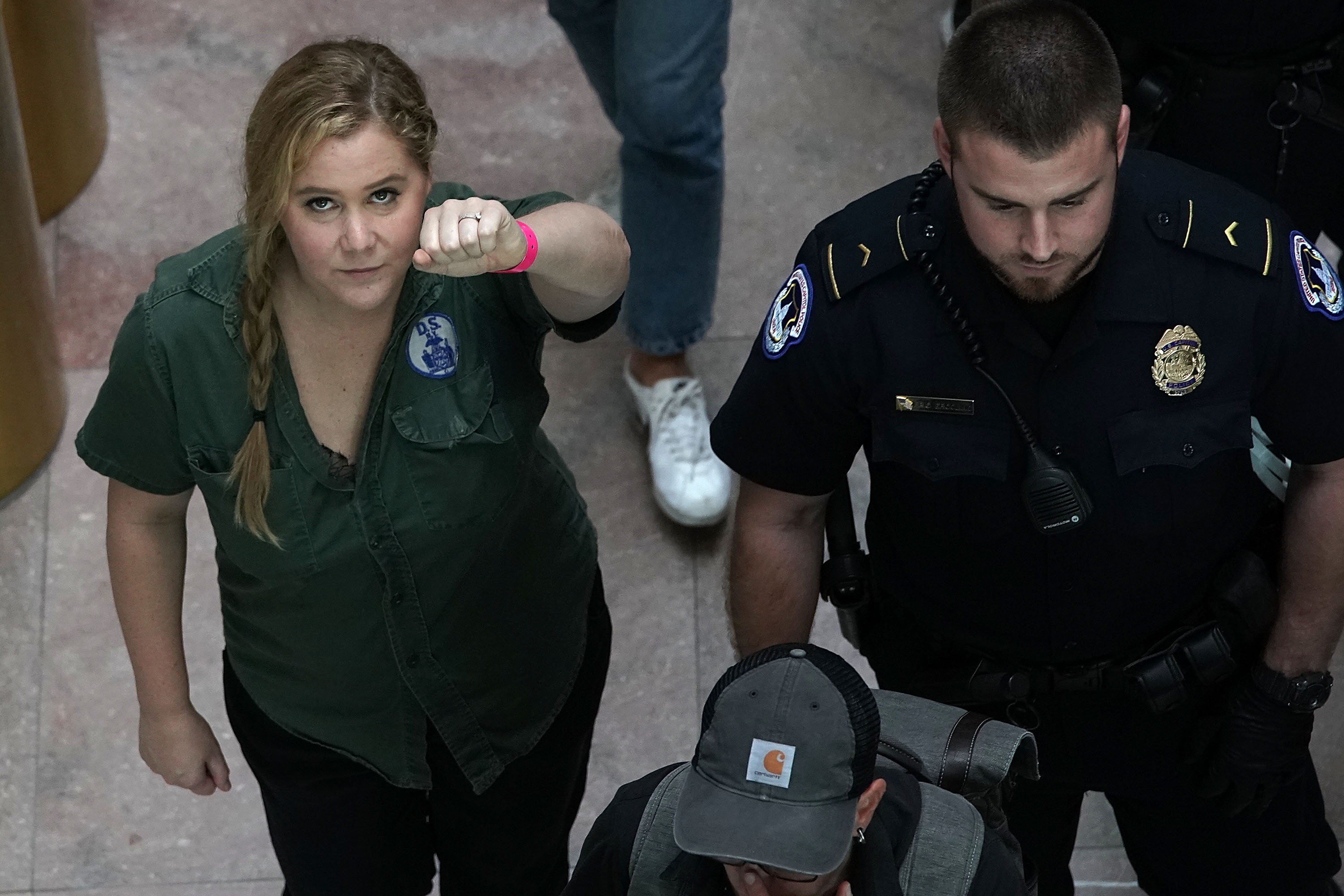 Amy Schumer & Emily Ratajkowski Arrested During Kavanaugh Protests