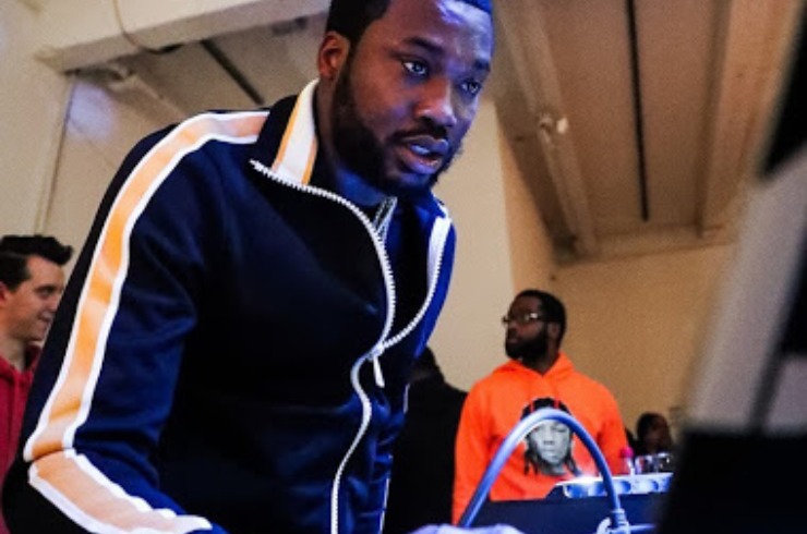 Meek Mill's "Championships" Has The Support Of The People